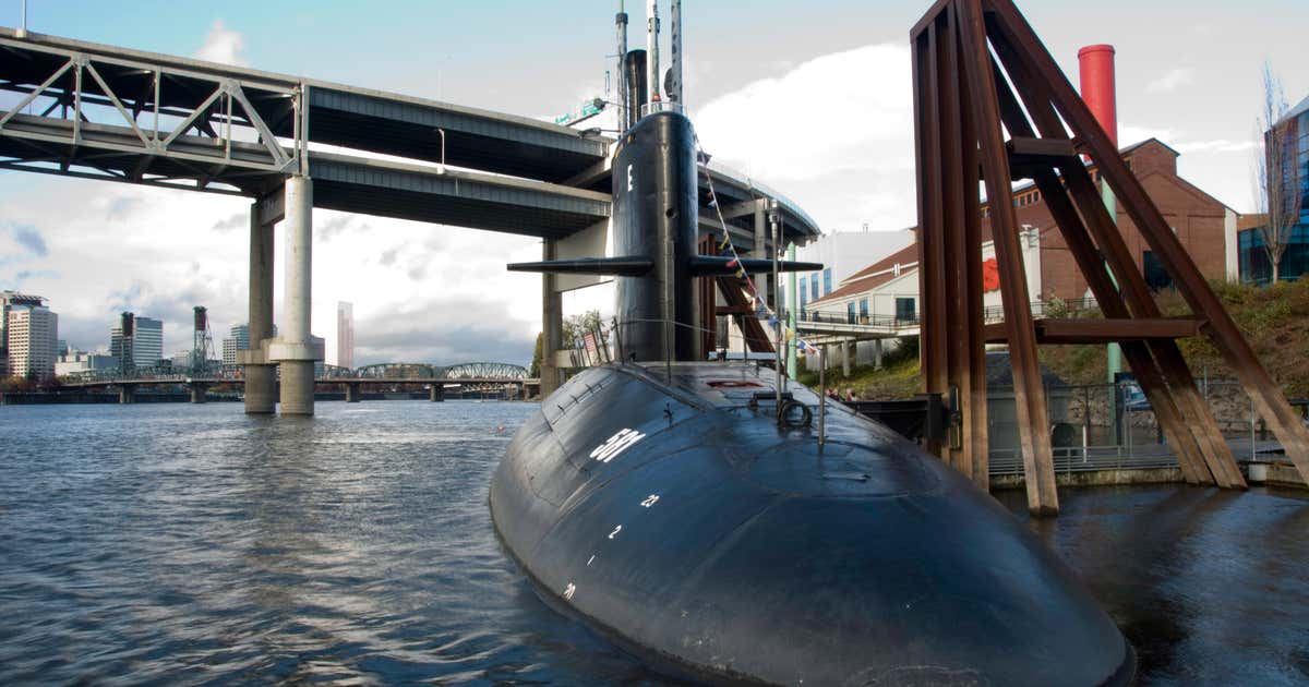 USS Blueback (SS-581), Portland | Roadtrippers