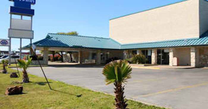 Days Inn Six Flags Mall, Arlington | Roadtrippers