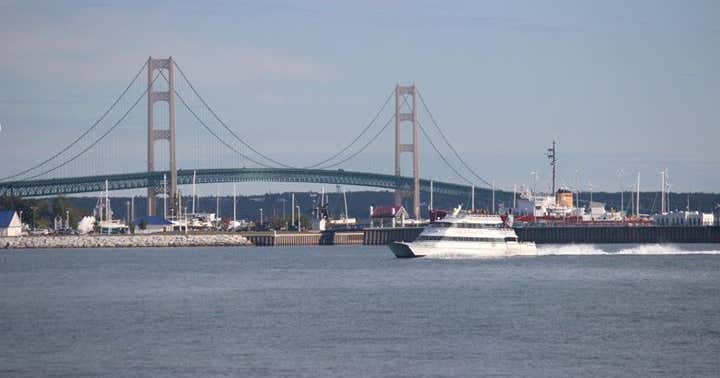 Bridgeview Motel, Mackinaw City | Roadtrippers