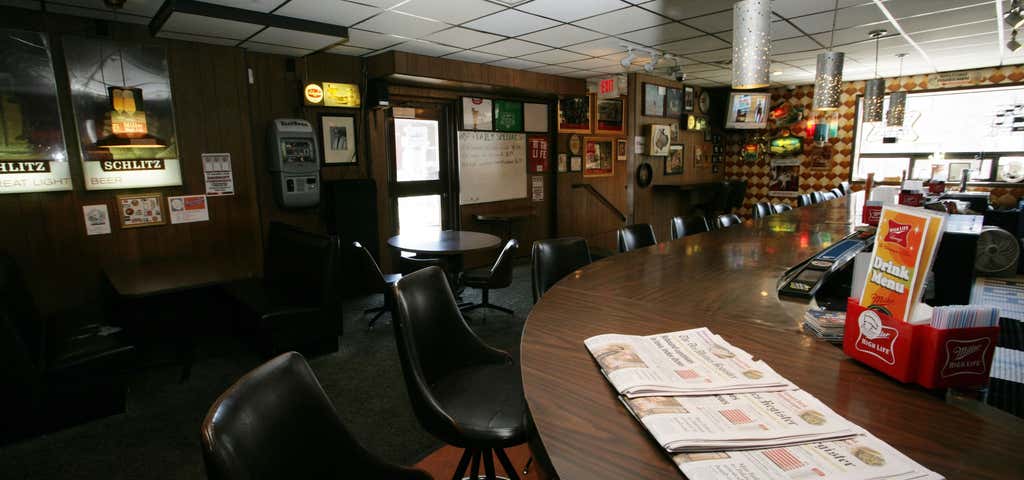 High Life Lounge, Des Moines | Roadtrippers