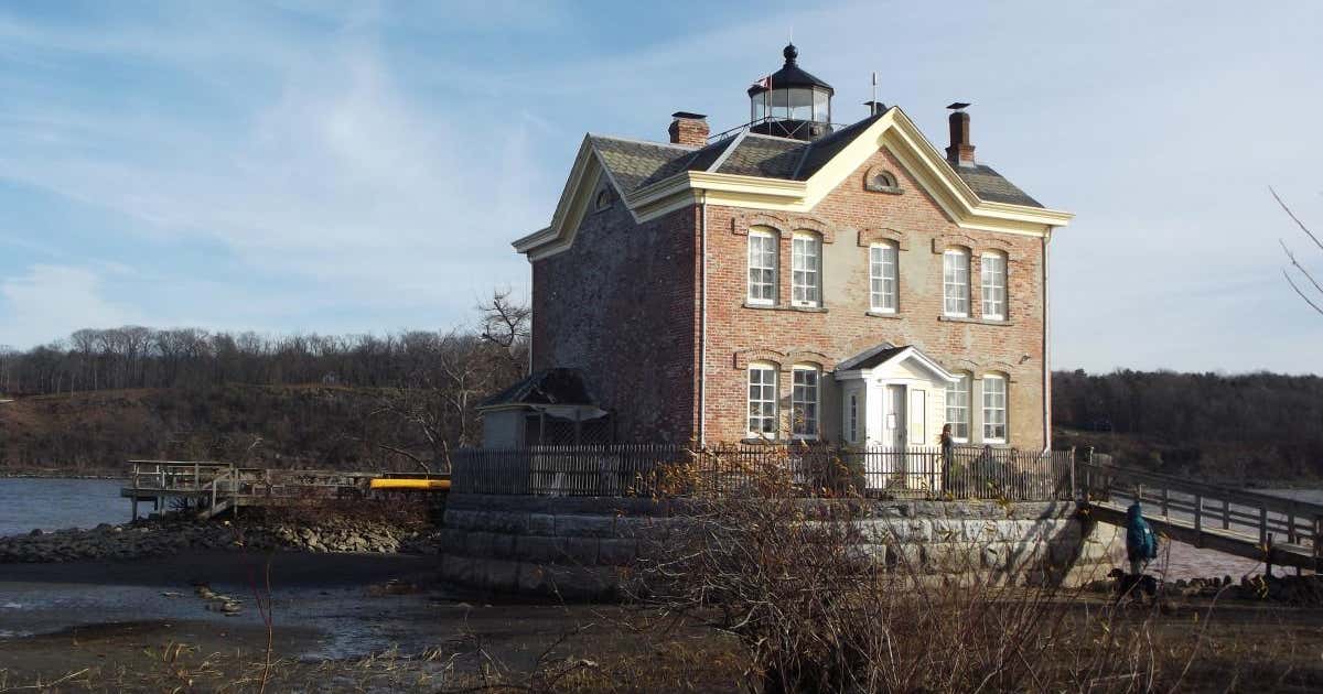 Saugerties Lighthouse, Saugerties | Roadtrippers