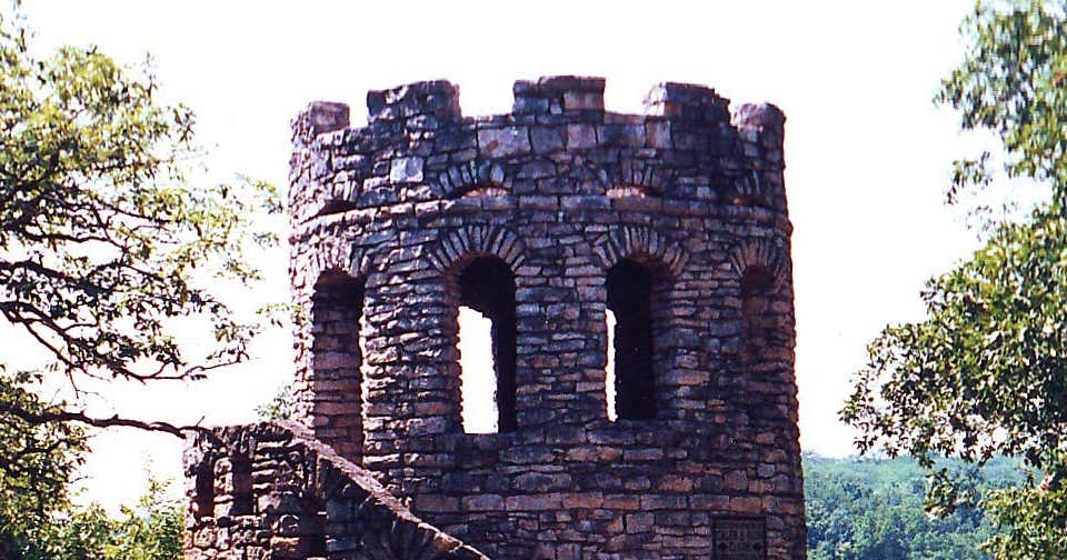 Clark Tower, Winterset | Roadtrippers