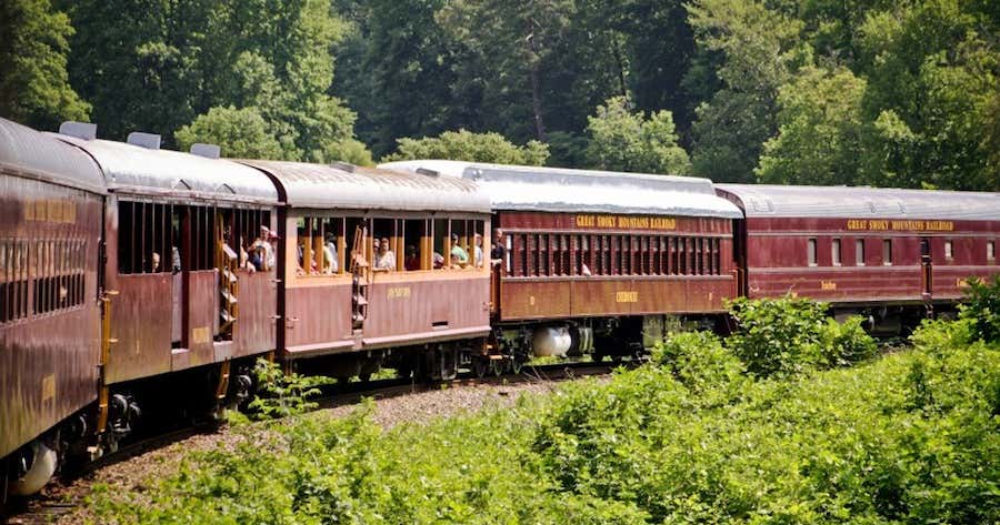 Great Smoky Mountain Railroad, Bryson City | Roadtrippers