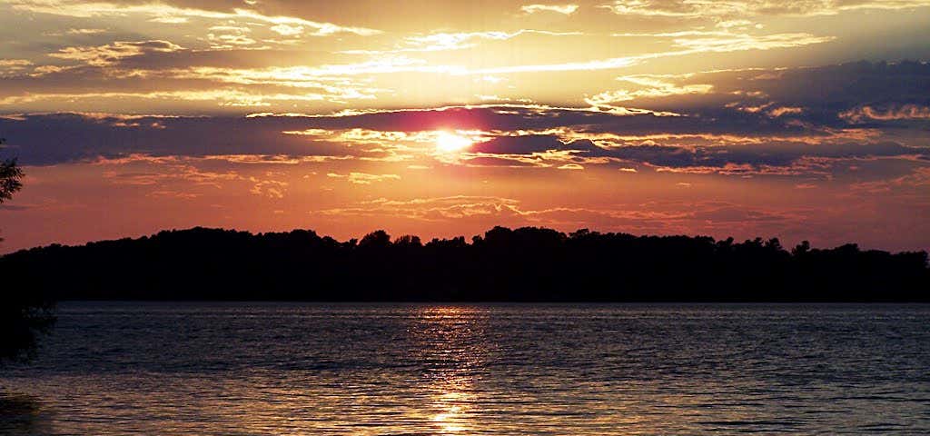 Canoe Point & Picnic Point State Park, Clayton | Roadtrippers