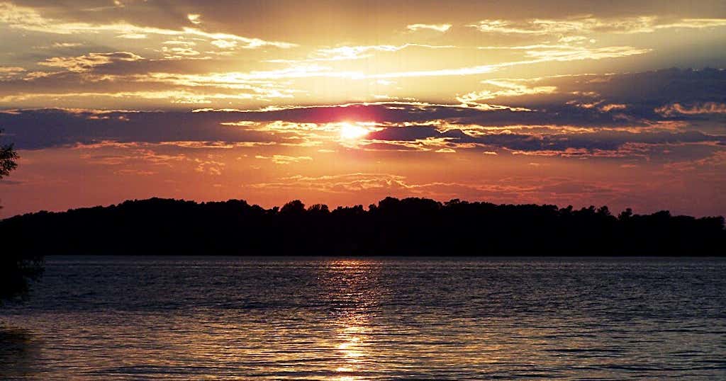 Canoe Point & Picnic Point State Park, Clayton | Roadtrippers