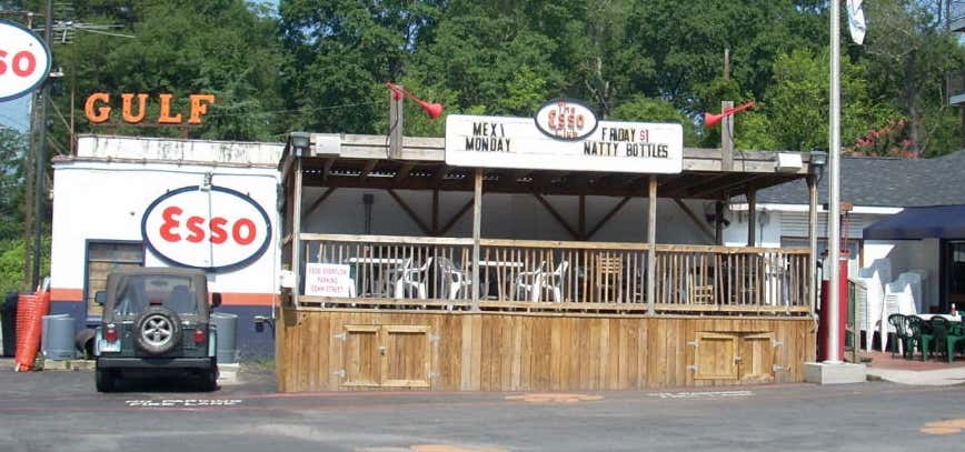 The Esso Club, Clemson | Roadtrippers