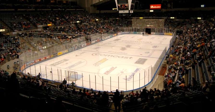 Allen County War Memorial Coliseum, Fort Wayne | Roadtrippers