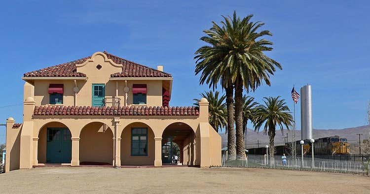 Kelso Depot, California | Roadtrippers