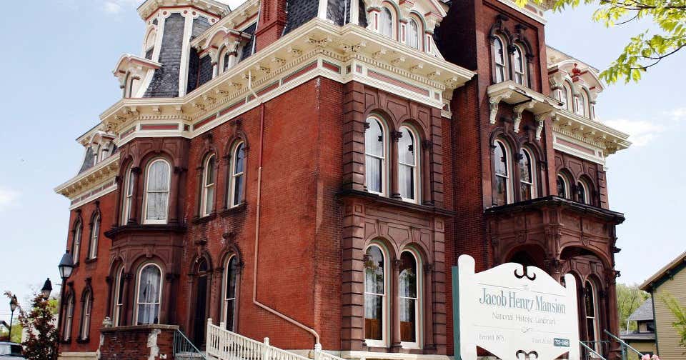 Jacob Henry Mansion, Joliet | Roadtrippers