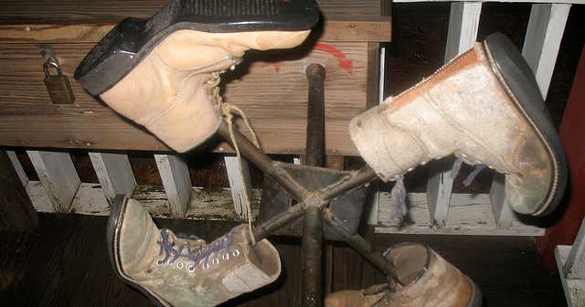 Self Kicking Machine, Raleigh | Roadtrippers