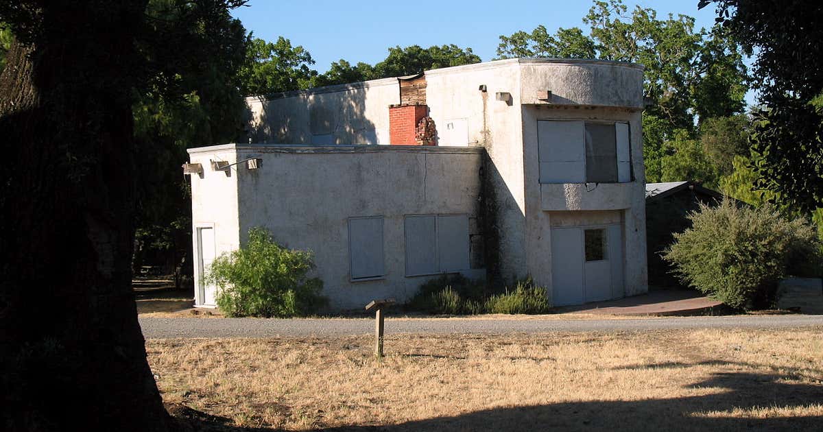 Burdell Mansion Ruins, Novato | Roadtrippers