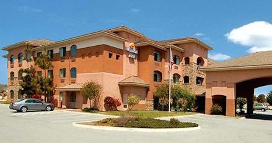 Comfort Inn Marina on the Monterey Bay, Marina | Roadtrippers