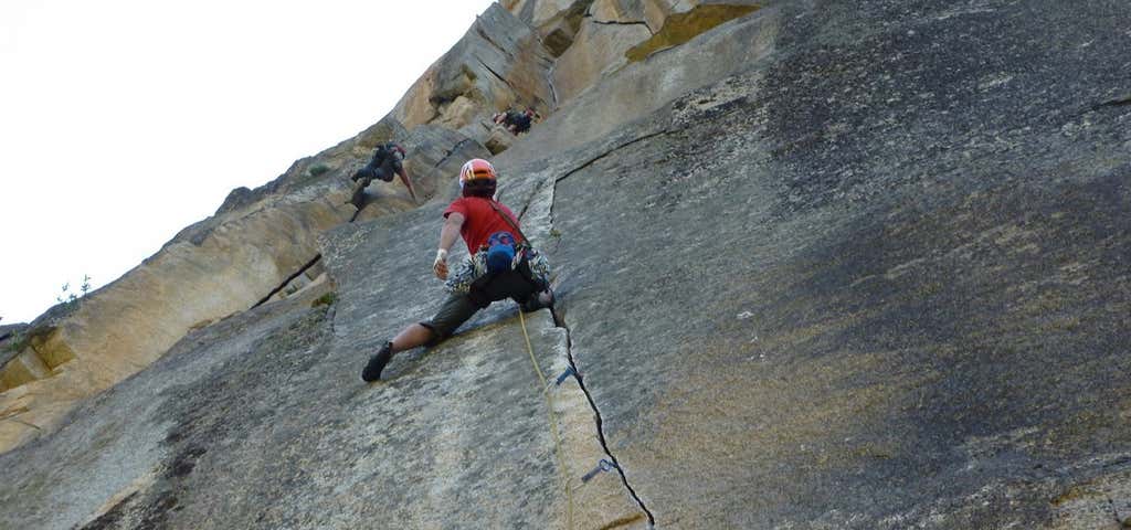 Cookie Cliff (Twilight Zone Climb), California | Roadtrippers