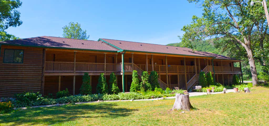 Akorn Inn, Friendship | Roadtrippers