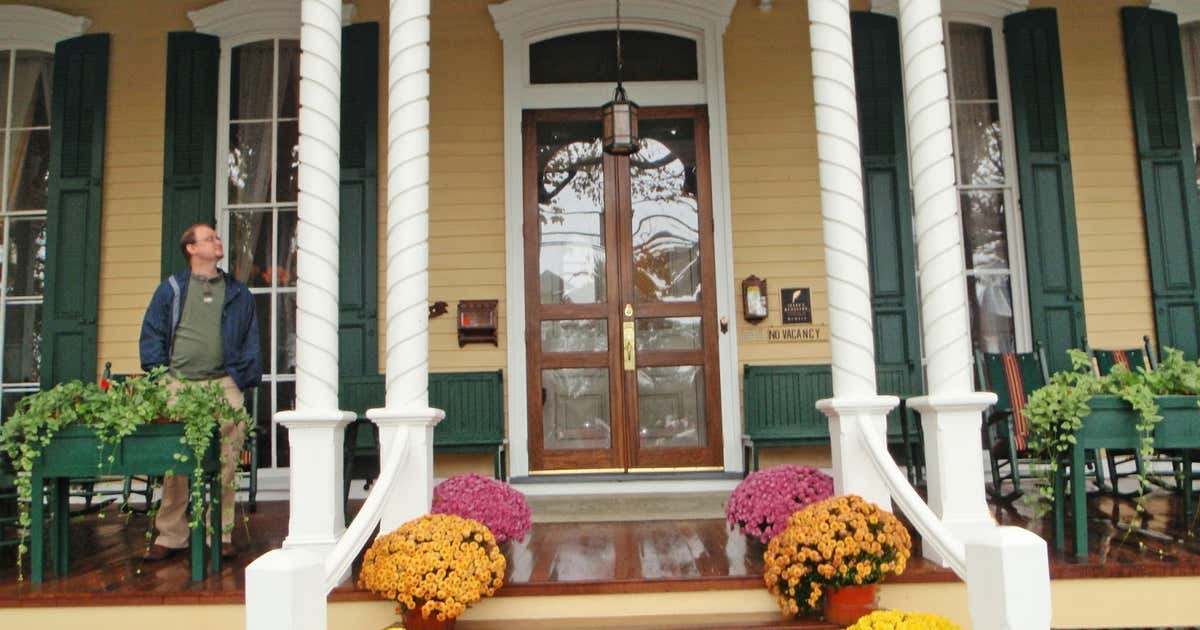 Mainstay Inn and Cottage, Cape May | Roadtrippers