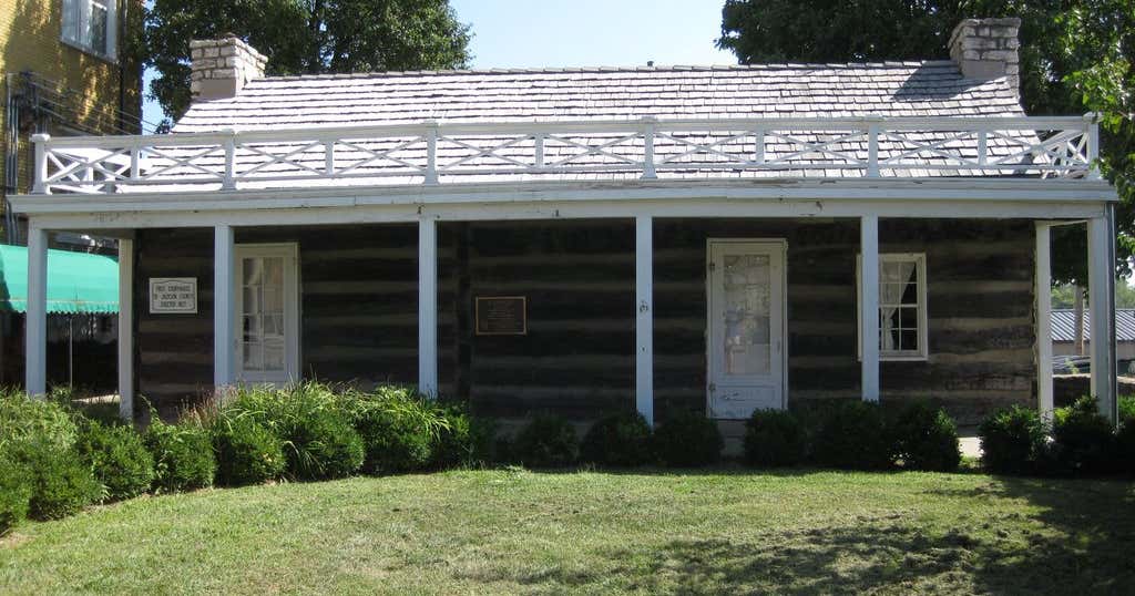 1827 Log Courthouse, Independence | Roadtrippers