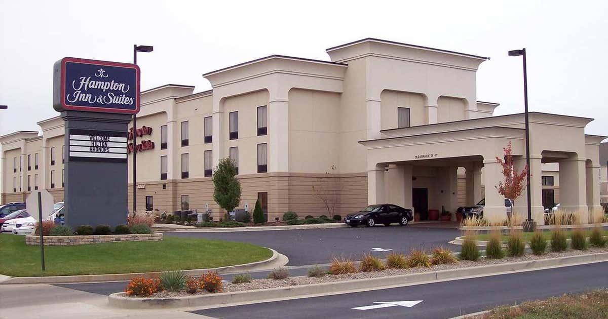 Hampton Inn & Suites Springfield, Springfield | Roadtrippers