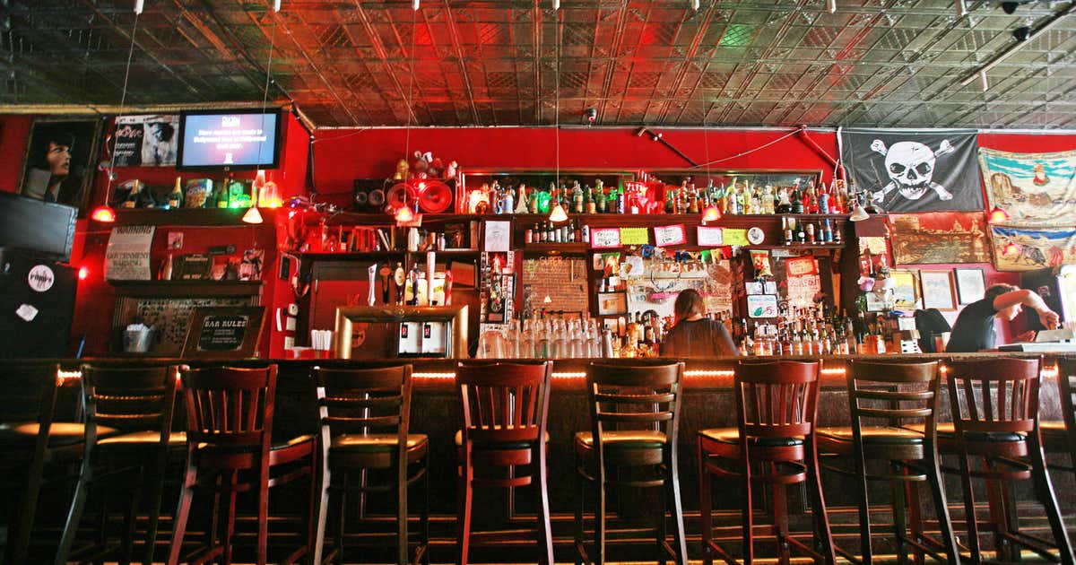 Swizzle Inn, Phoenix | Roadtrippers