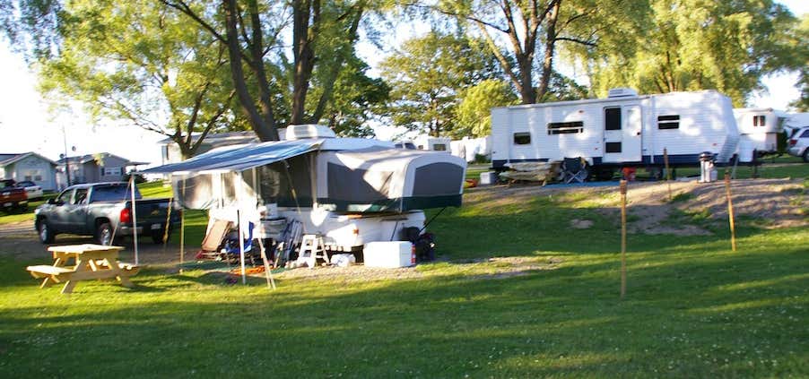 Lakeside Campground, Ripley | Roadtrippers