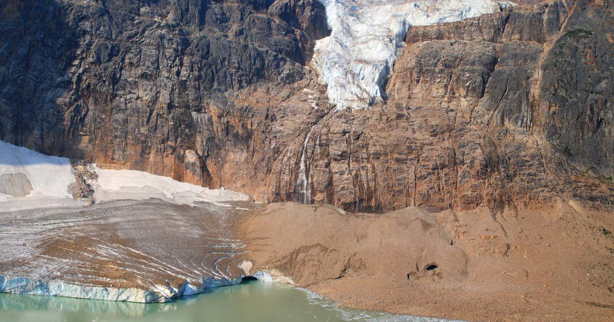 Mt Edith Cavell, Alberta | Roadtrippers