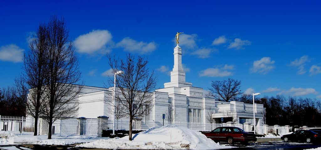 Detroit Michigan Temple, Bloomfield Hills | Roadtrippers
