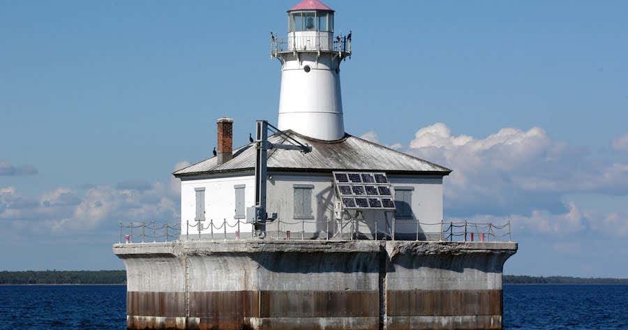 Martin Reef Light, Cheboygan | Roadtrippers