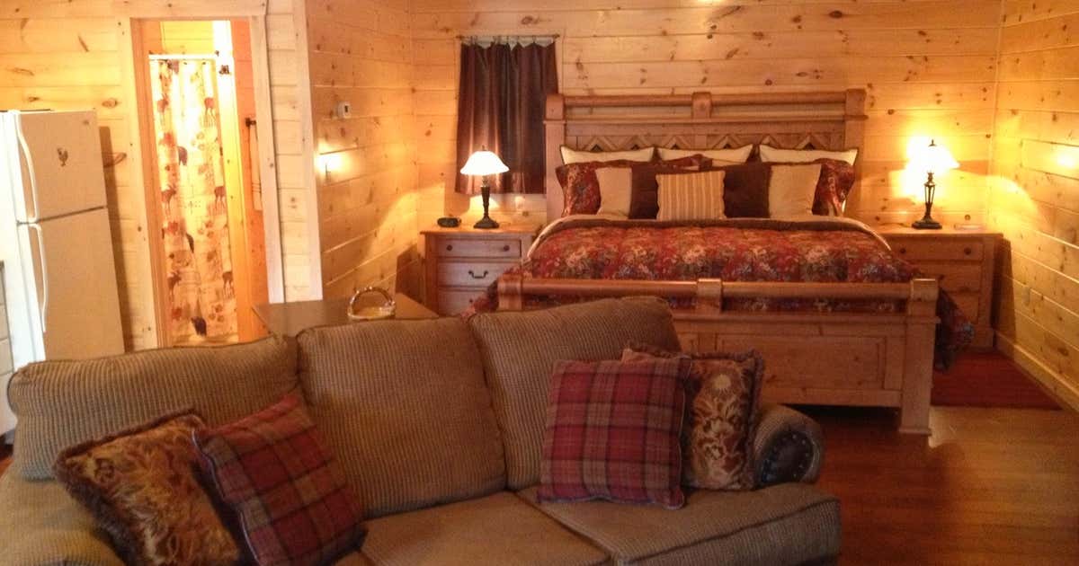 Triple T Ranch Bed & Breakfast, Findlay | Roadtrippers