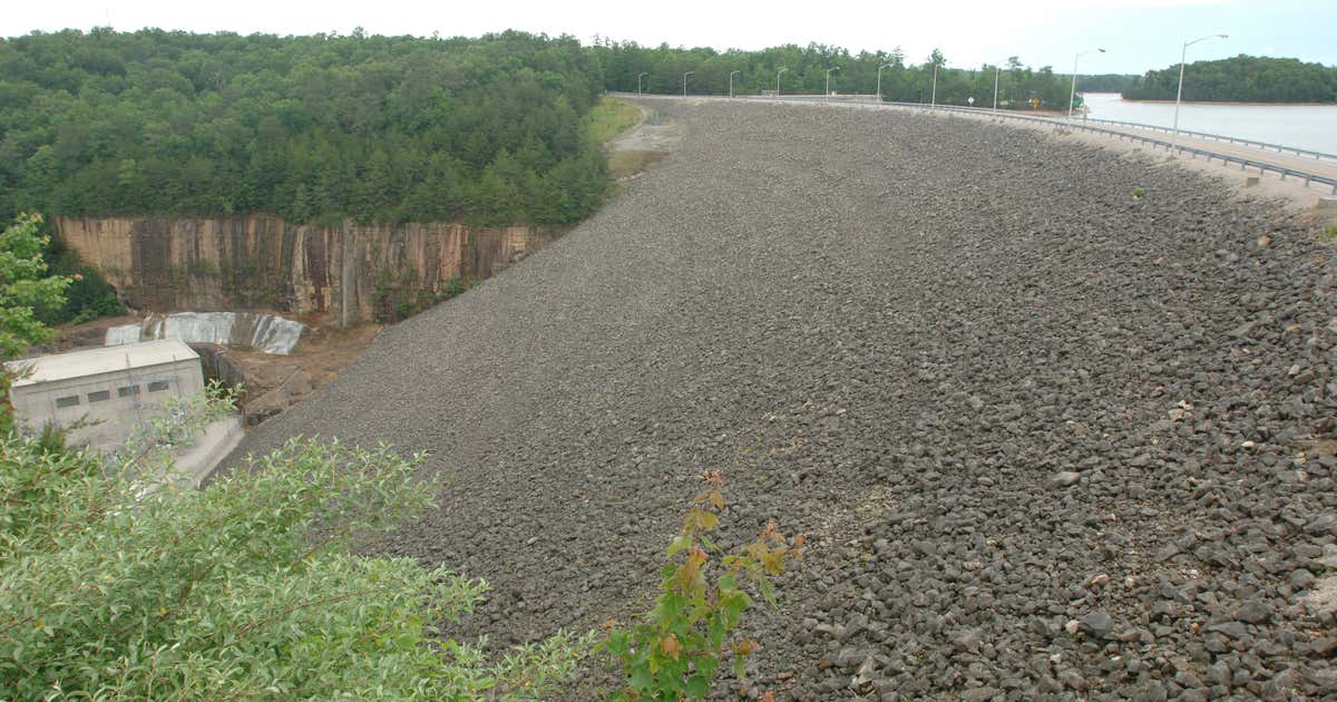 Laurel River Dam, London | Roadtrippers