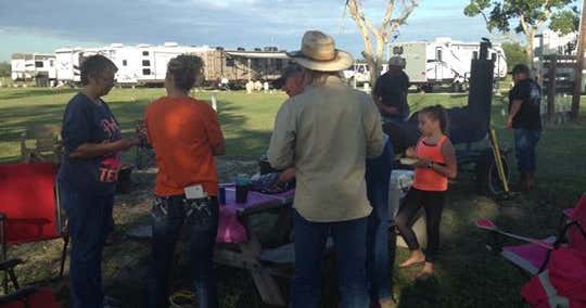 Midway Resort RV Park, Sinton | Roadtrippers