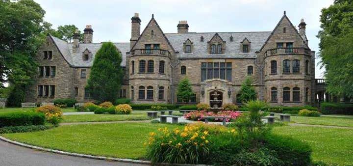 Mill Neck Manor House, Mill Neck | Roadtrippers