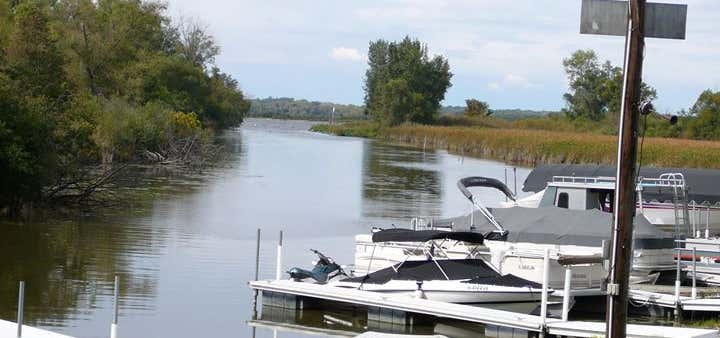 Grass Lake Marina | Go Camping America