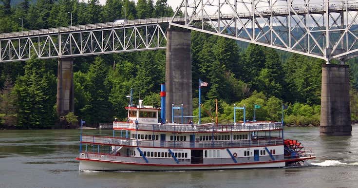 Marine Park at Cascade Locks, Cascade Locks | Roadtrippers