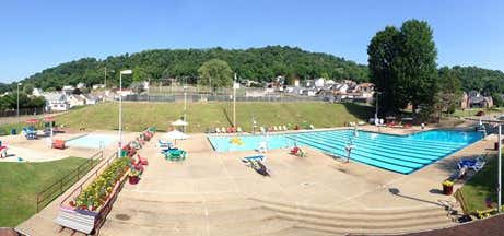 Toronto Memorial Pool, Toronto | Roadtrippers