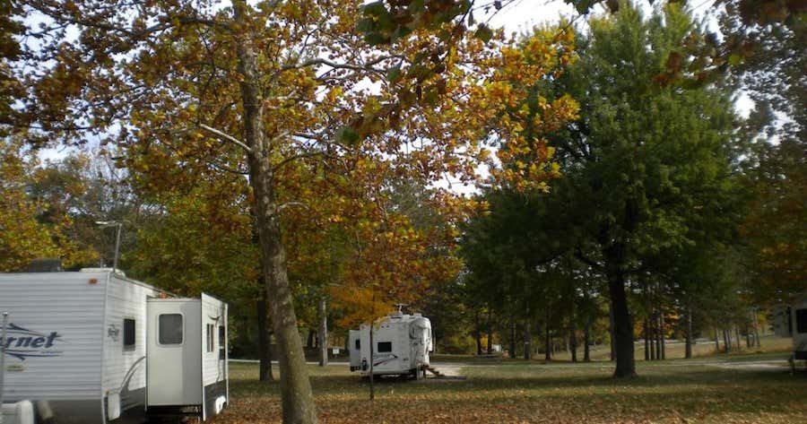 River Oaks RV Park, Hartford | Roadtrippers