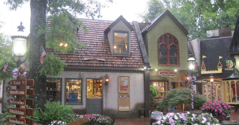 Donut Friar, Gatlinburg | Roadtrippers