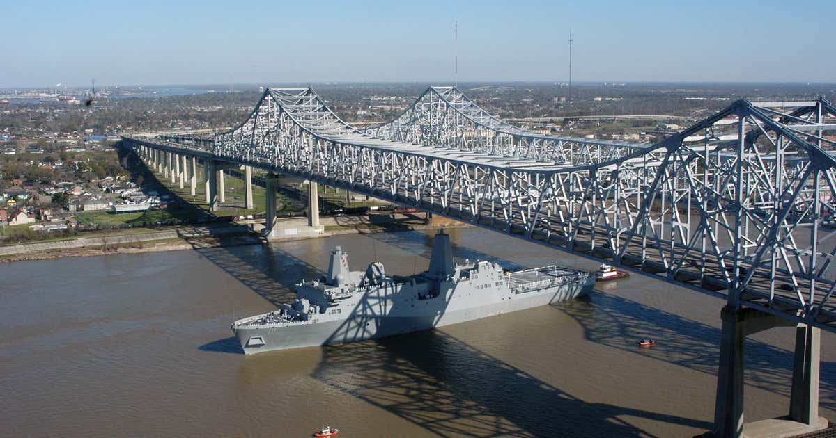 Crescent City Connection, New Orleans | Roadtrippers