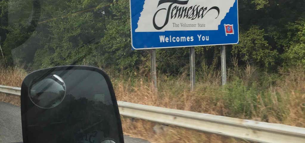 Alabama/Tennessee State Line, Ardmore | Roadtrippers