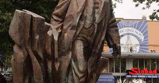 Lenin's Statue, Seattle | Roadtrippers