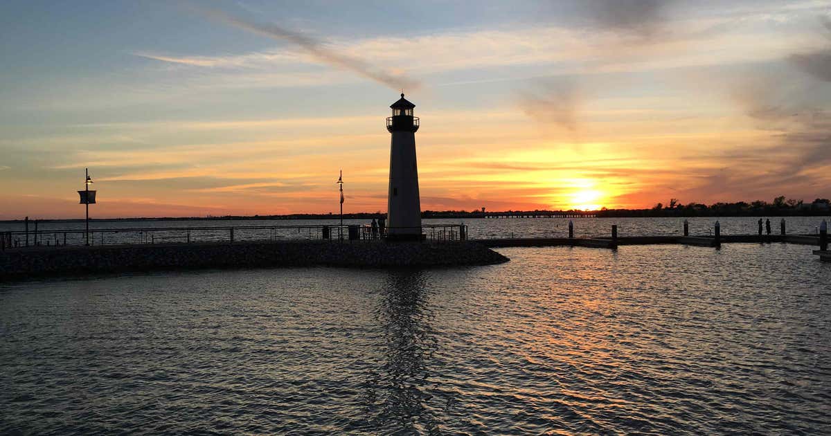 The Harbor Lighthouse, Rockwall | Roadtrippers