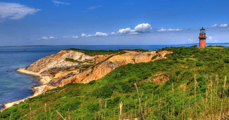 Aquinnah Cliffs Overlook, Massachusetts | Roadtrippers