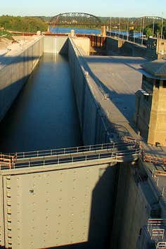 Photo of McAlpine Locks and Dam | Roadtrippers