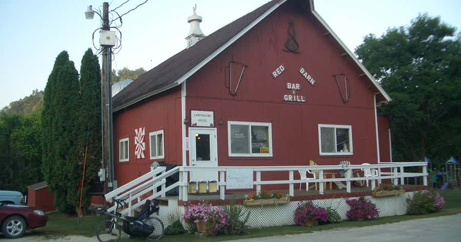 Red Barn Resort, Lansing | Roadtrippers