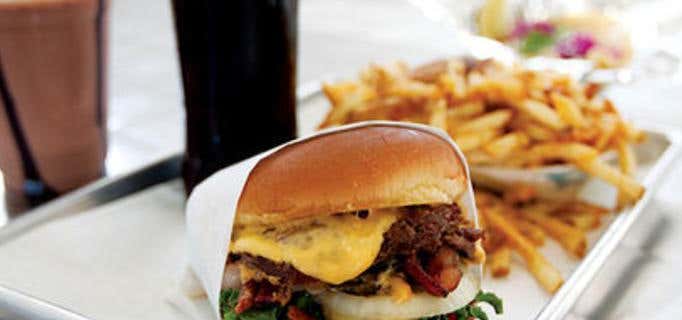 The Stand Arcadia Burger Shoppe, Phoenix | Roadtrippers