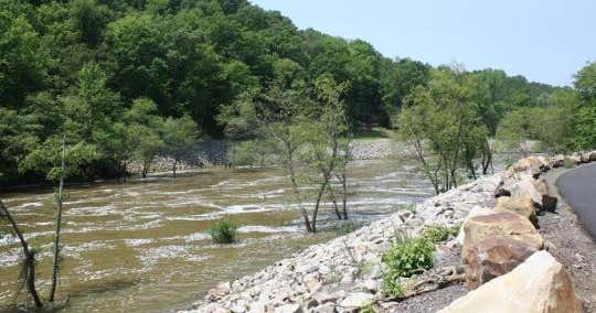 River Road, Plainview | Roadtrippers