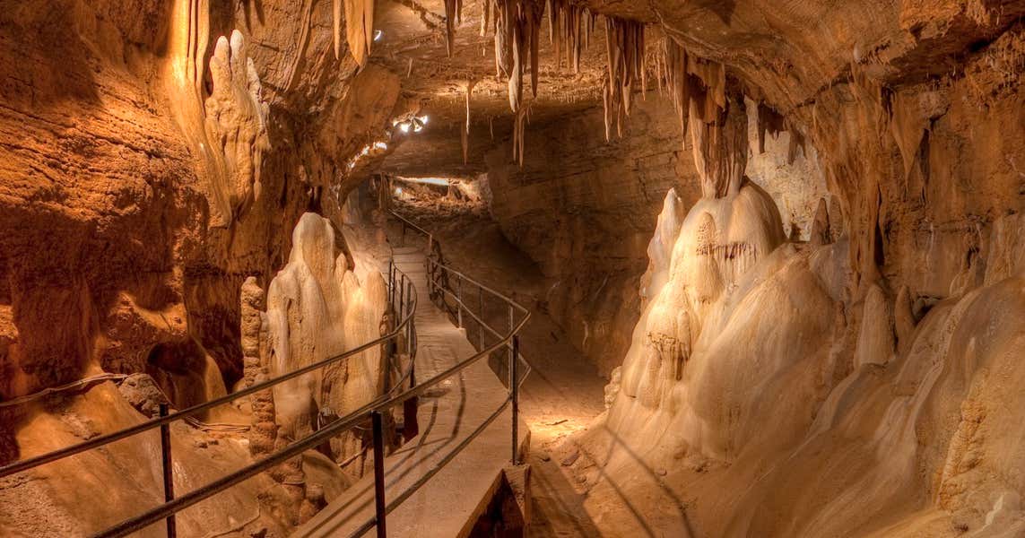 Seneca Caverns, Riverton | Roadtrippers