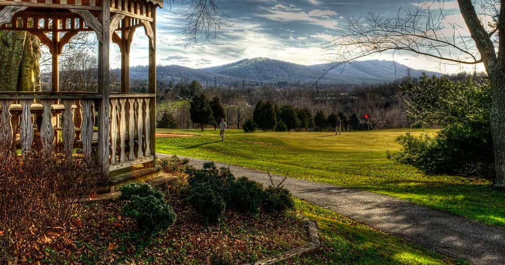 Pen Park, Charlottesville | Roadtrippers