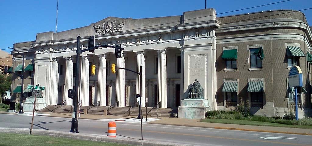 Memorial Coliseum, Evansville | Roadtrippers