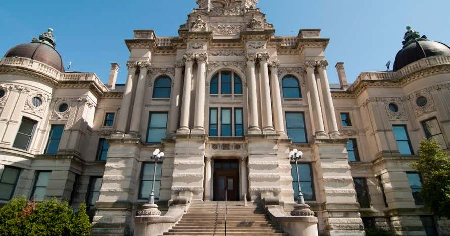 Vanderburgh County Courthouse, Evansville | Roadtrippers