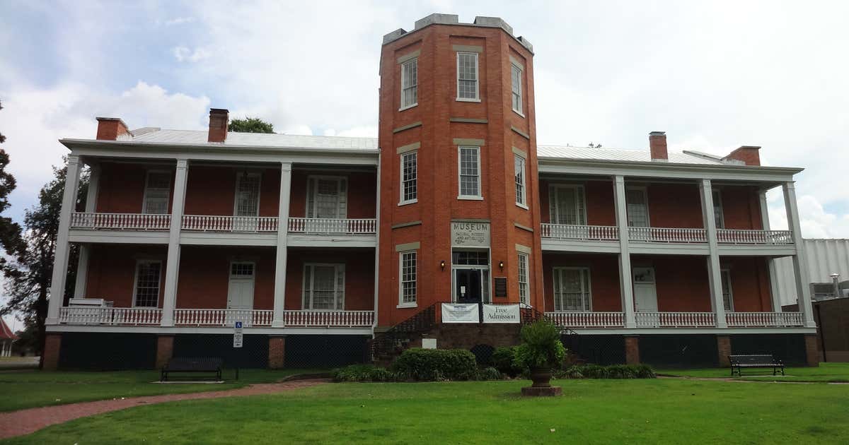 MacArthur Museum of Arkansas Military History, Little Rock | Roadtrippers