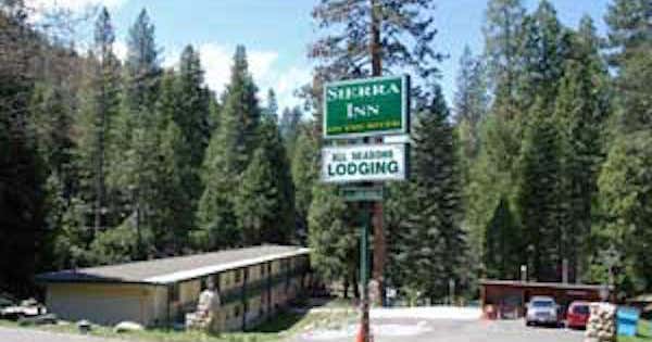 Sierra Inn, Kyburz | Roadtrippers
